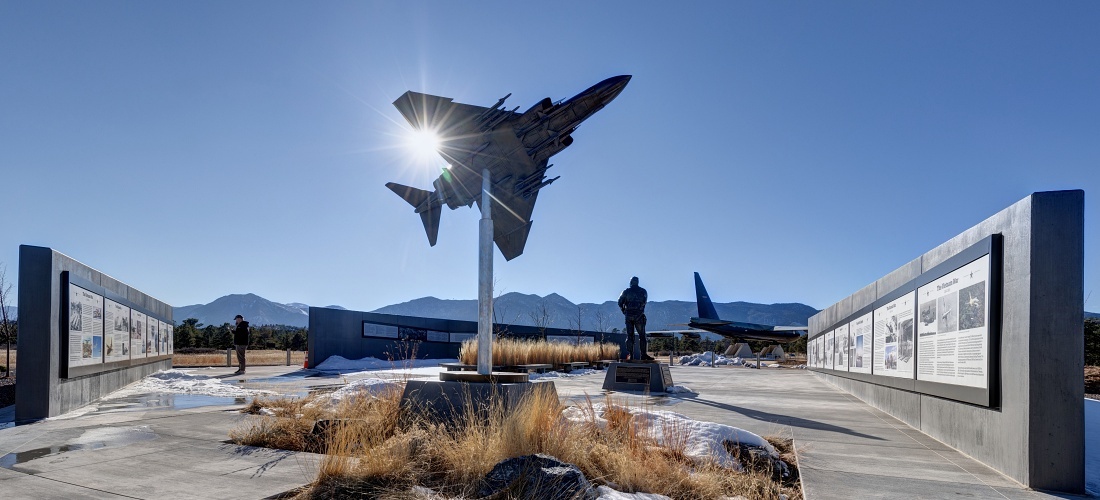 Outdoor Military Memorial | ImageFirst